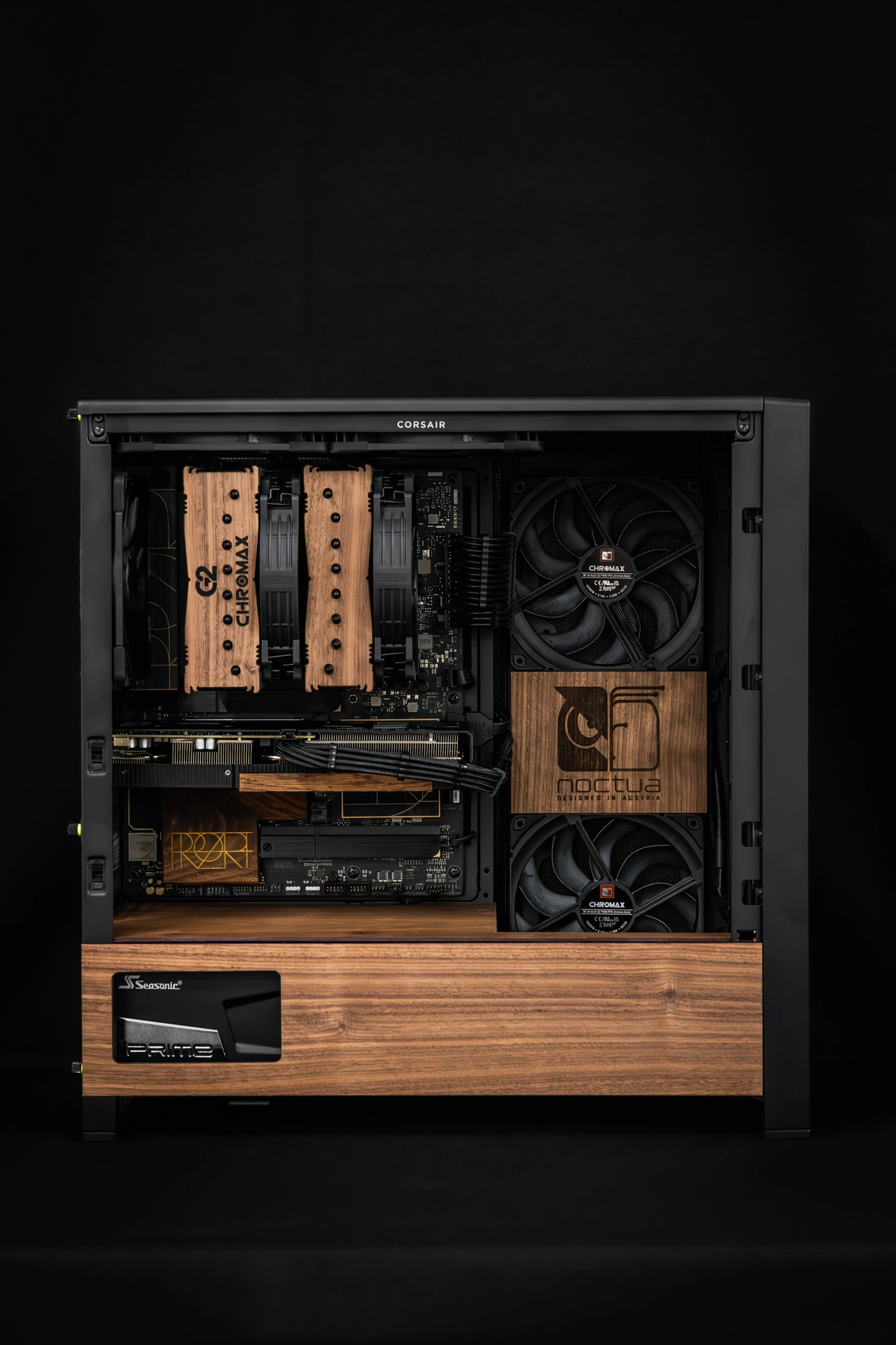 Aguel Design: Wood PC Modding by Aku Kainulainen | Seasonic